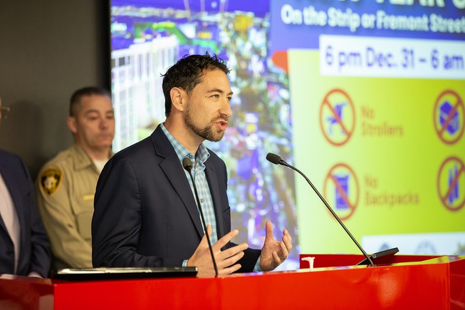 Photograph : Officials Brief the Press on the Upcoming NYE Celebration ...