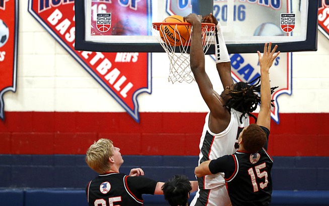 Photograph : Liberty Defeats Arbor View, 62-50 - Las Vegas Sun News