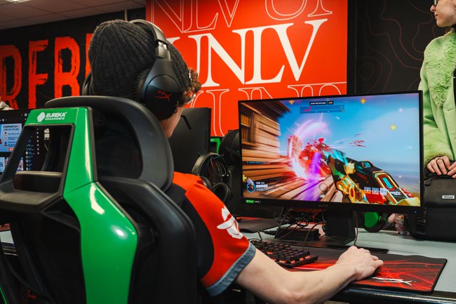 UNLV levels up: Allied Esports, HyperX donate ultramodern gaming lounge ...