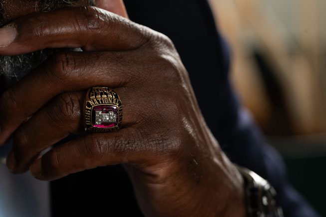 Photograph : Chris Jeter Judge - Las Vegas Sun News