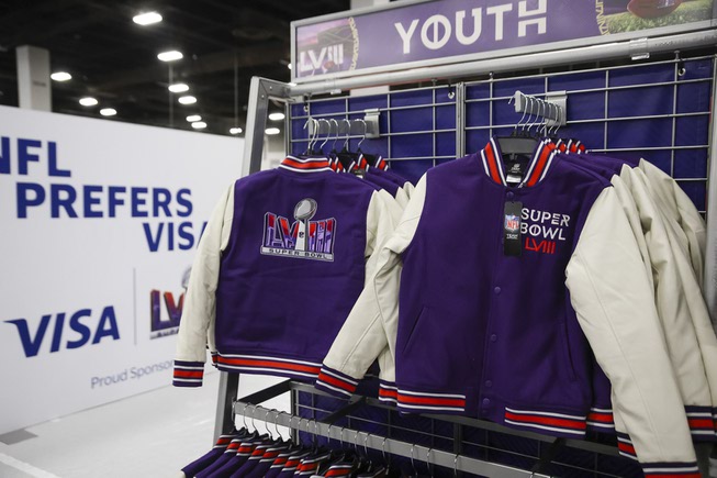 Photograph : Super Bowl Experience Set Up - Las Vegas Sun News