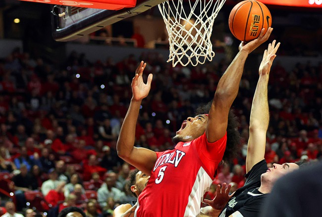 Game day: UNLV loses late lead, UNR storms back for 69-66 win - Las ...