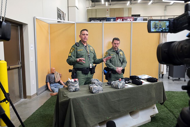 Photograph : Metro Police News Conference at JETI - Las Vegas Sun News