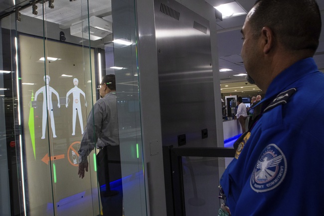 TSA unveils self-screening system for passengers at Harry Reid ...