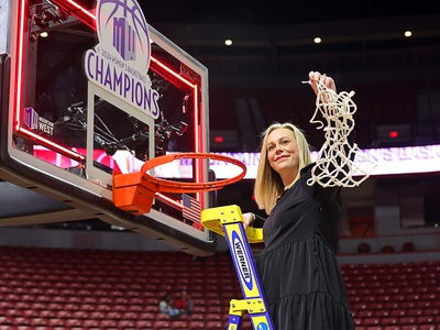 Atomic Testing - Copa Room showgirl Lee Merlin poses in a cotton ...