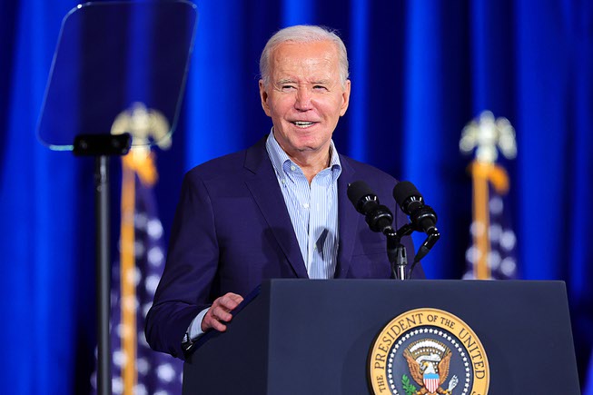 Photograph : President Biden: Month of Action Event - Las Vegas Sun News