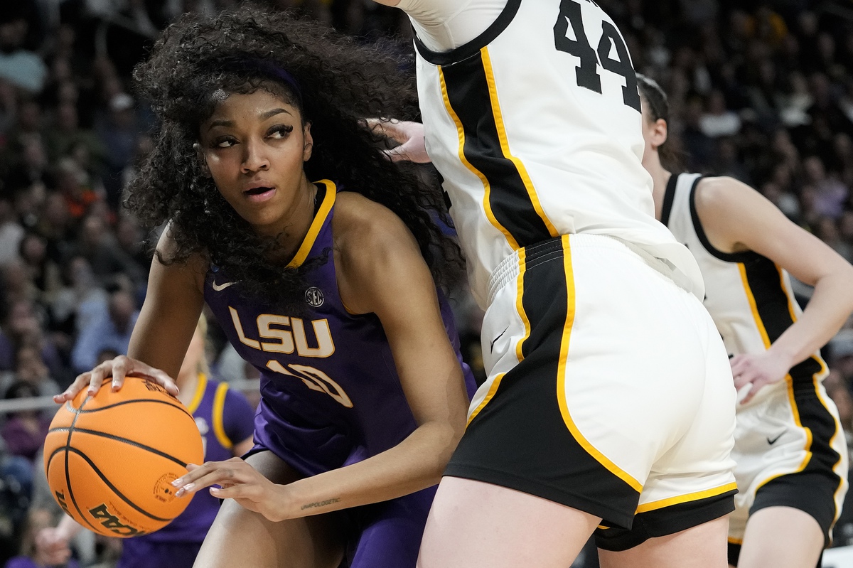 LSU star Angel Reese declares for WNBA draft via Vogue photo shoot ...
