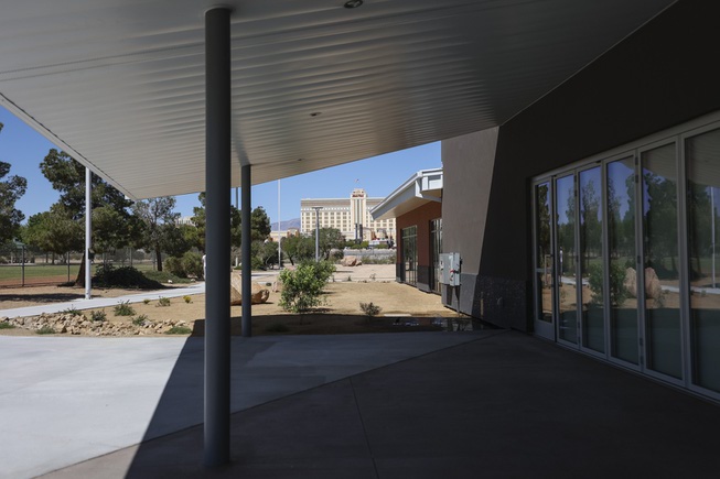 Photograph : Silverado Ranch Community Center Preview - Las Vegas Sun News