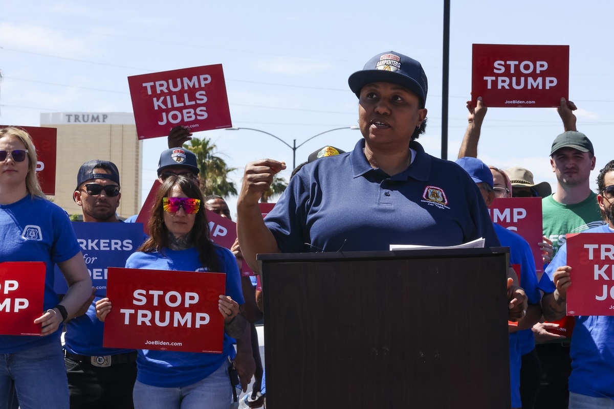 Nevada union workers urge voters to remember Trump’s actions, not words ...