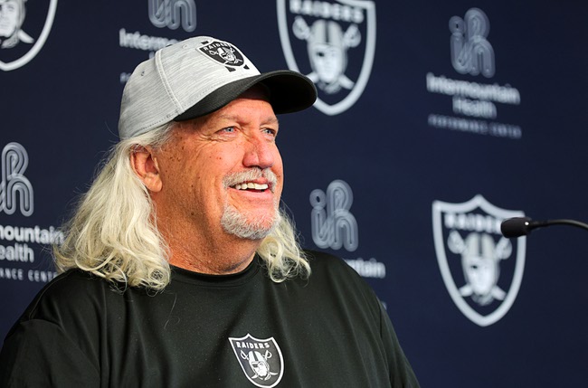Photograph : June 12: Raiders Mini Camp - Las Vegas Sun News
