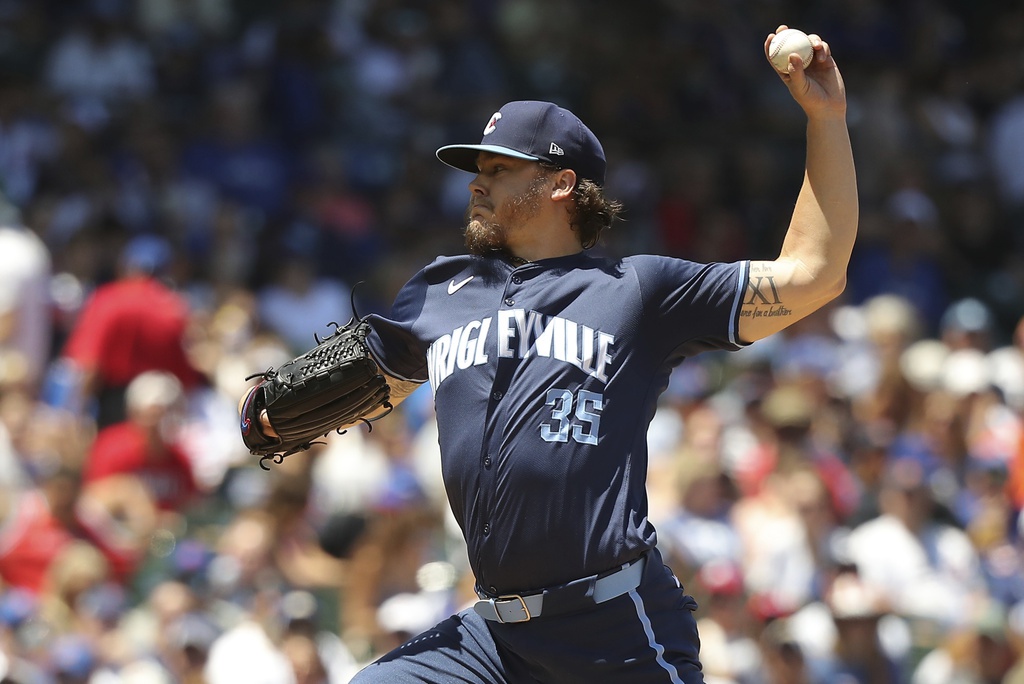 Justin Steele pitches a 2-hitter for his first career complete game as ...