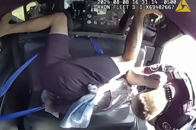 Arkansas officer fired after being caught on video beating inmate in ...