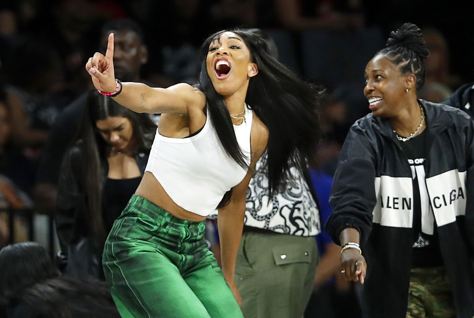 A'Ja Doesn't Play, Aces Still WIn - Las Vegas Sun News