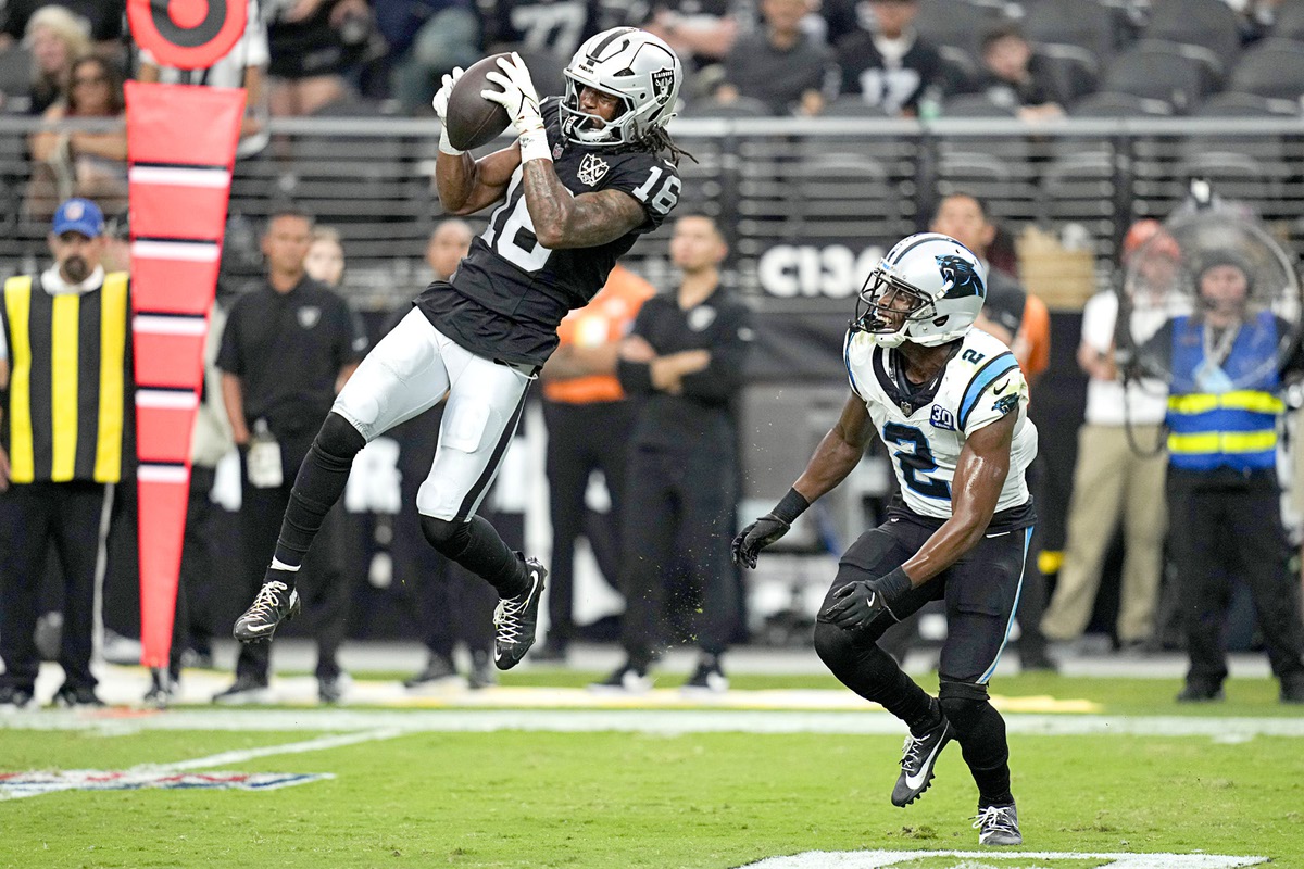Meyers takes over as Raiders’ top receiver as Adams on the way out ...