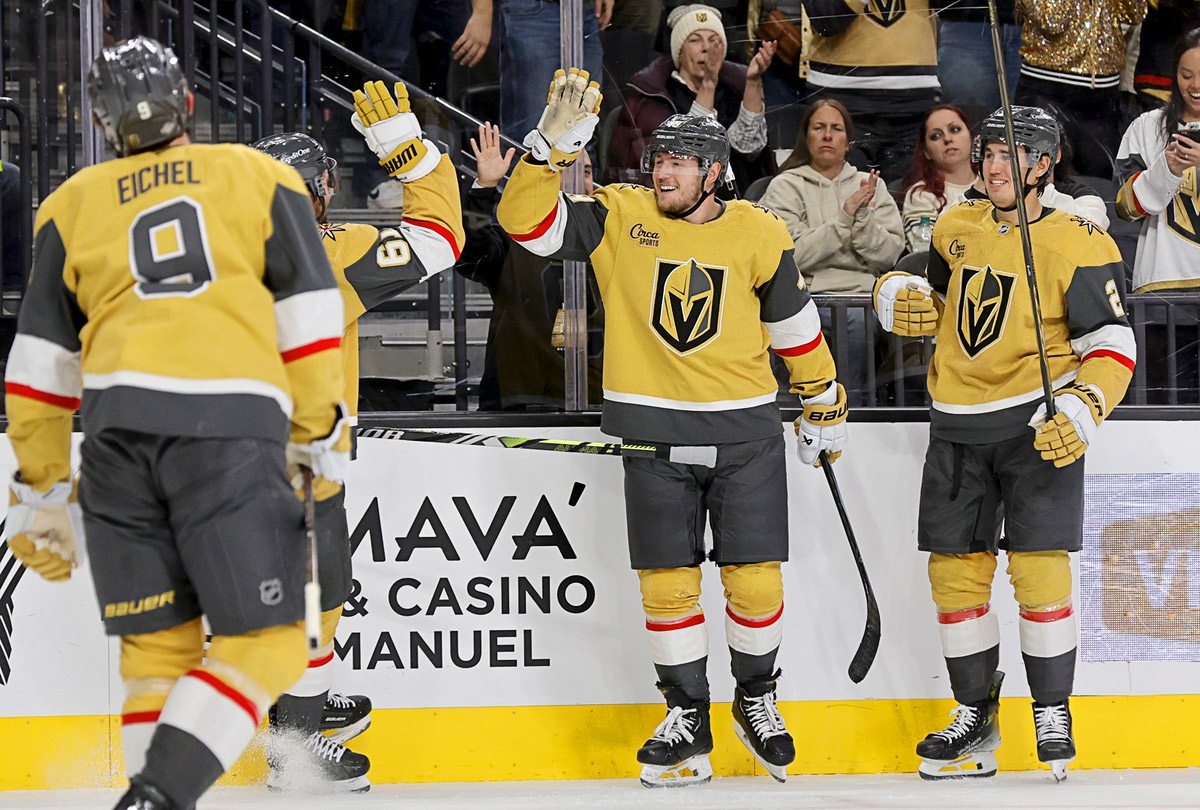 Golden Knights hold off Blues for 2nd straight win - Las Vegas Sun News