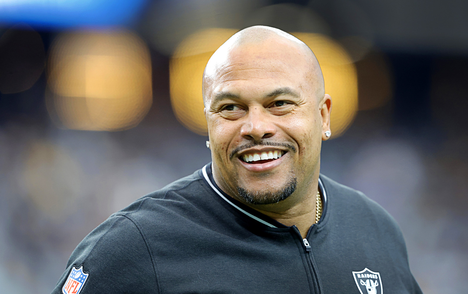 Raiders Head Coach Antonio Pierce - Las Vegas Sun News