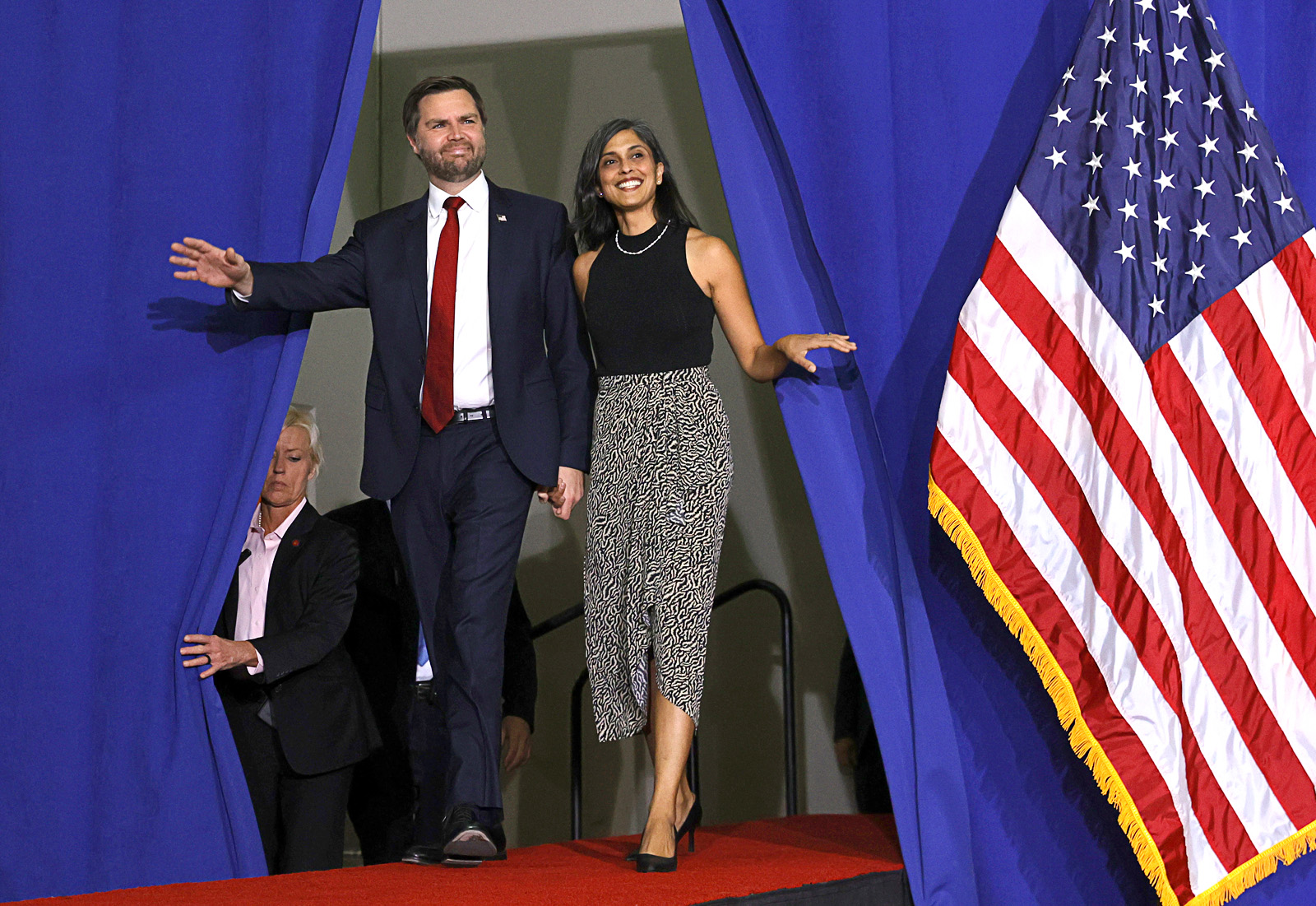 JD Vance at Whitney Recreation Center - Las Vegas Sun News