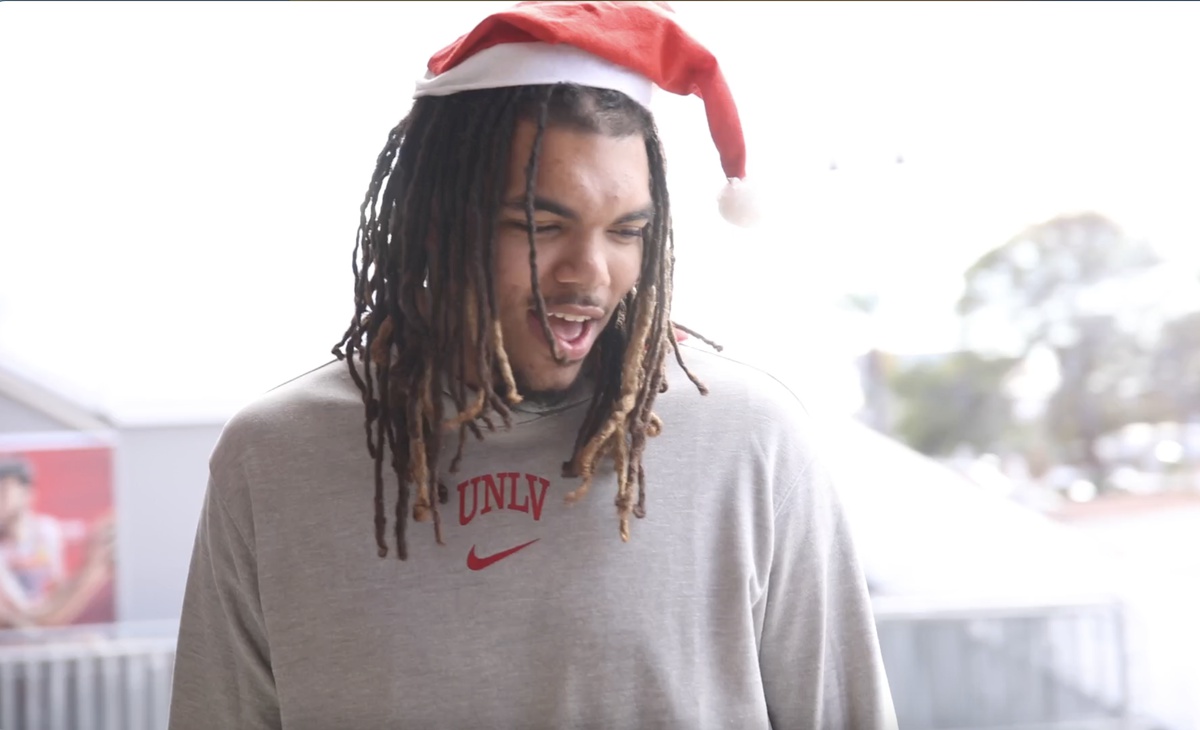 Take a Lap: 'Beary' Christmas with Jeremiah Cherry - Las Vegas Sun News