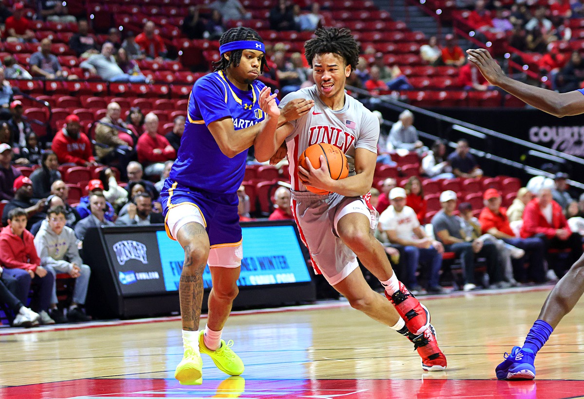 UNLV basketball, DJ Thomas fight off San Jose State - Las Vegas Sun News