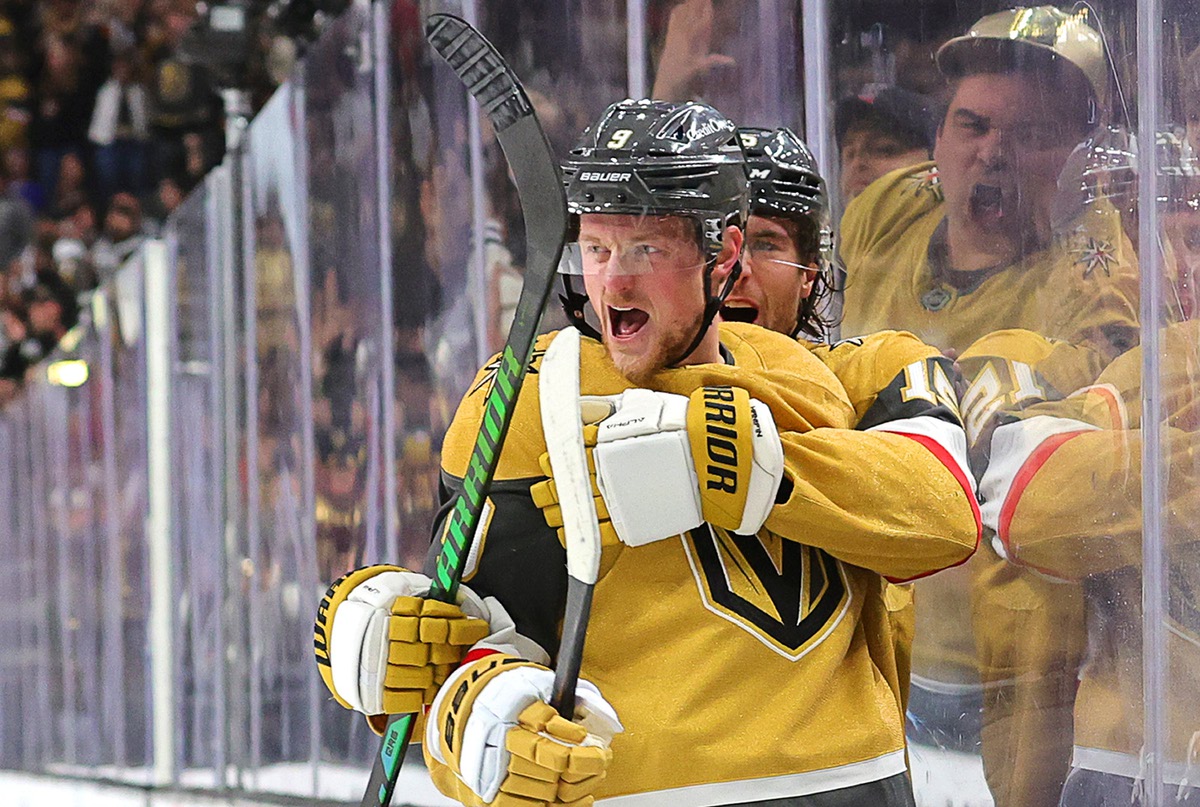 Golden Knights jump to top of NHL standings in win over Sabres - Las ...