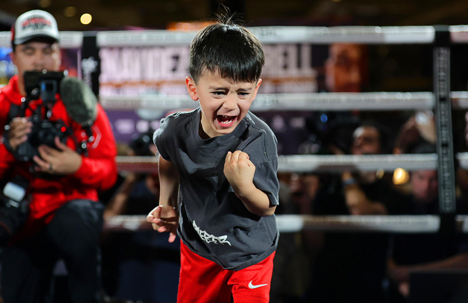 Benavidez-Morrell Jr. Workouts - Las Vegas Sun News
