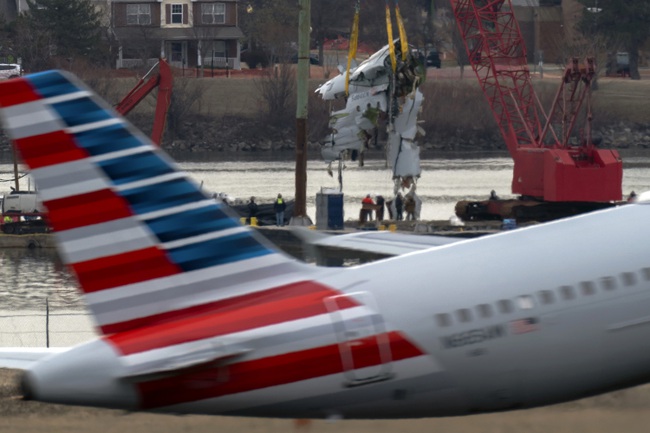 Photograph : Airplane down - Las Vegas Sun News