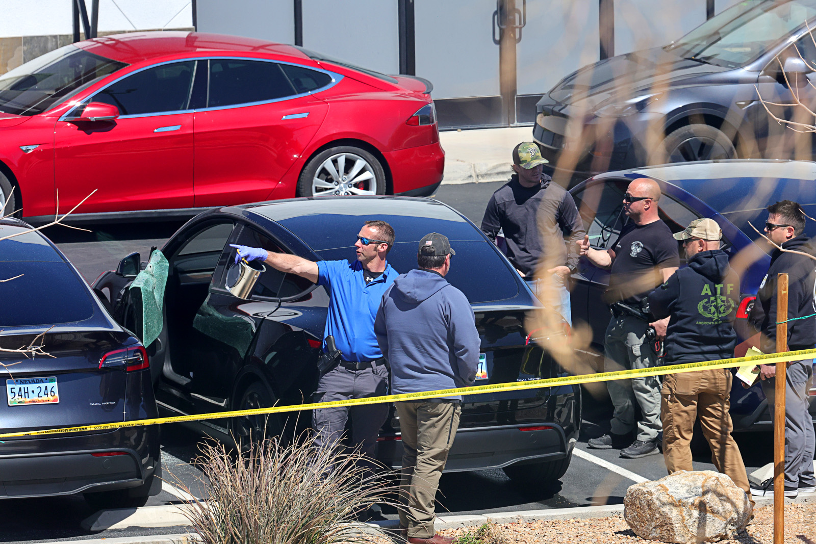 Tesla Fires Investigation - Las Vegas Sun News