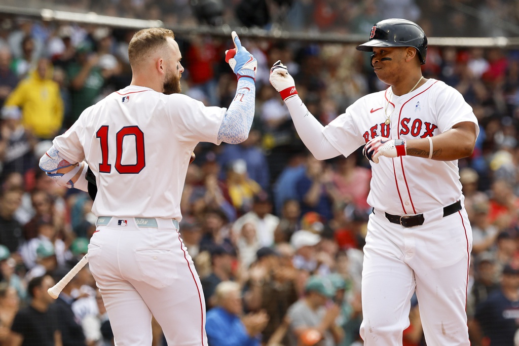Red Sox trade Rafael Devers to the Giants in a blockbuster deal - Las Vegas Sun News