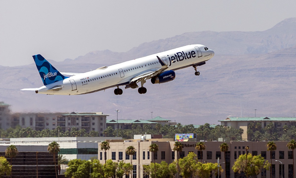 JetBlue flight headed to Las Vegas returns to Boston after passenger ...