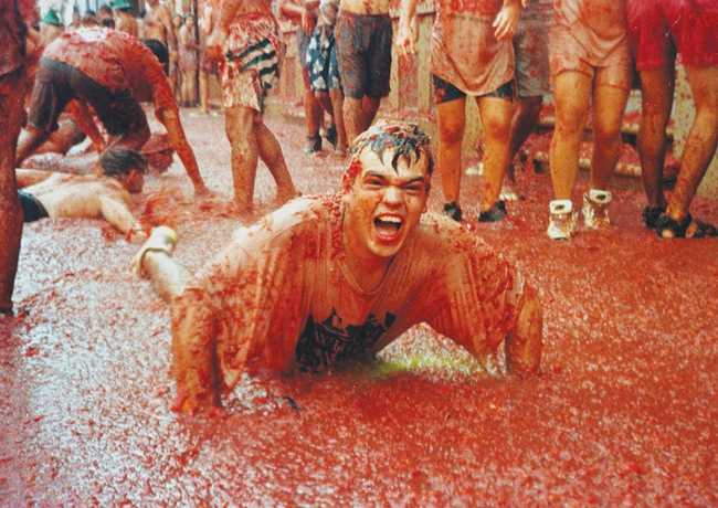 La Tomatina Festival: The world’s largest food fight observes its 80th year - Las Vegas Sun News