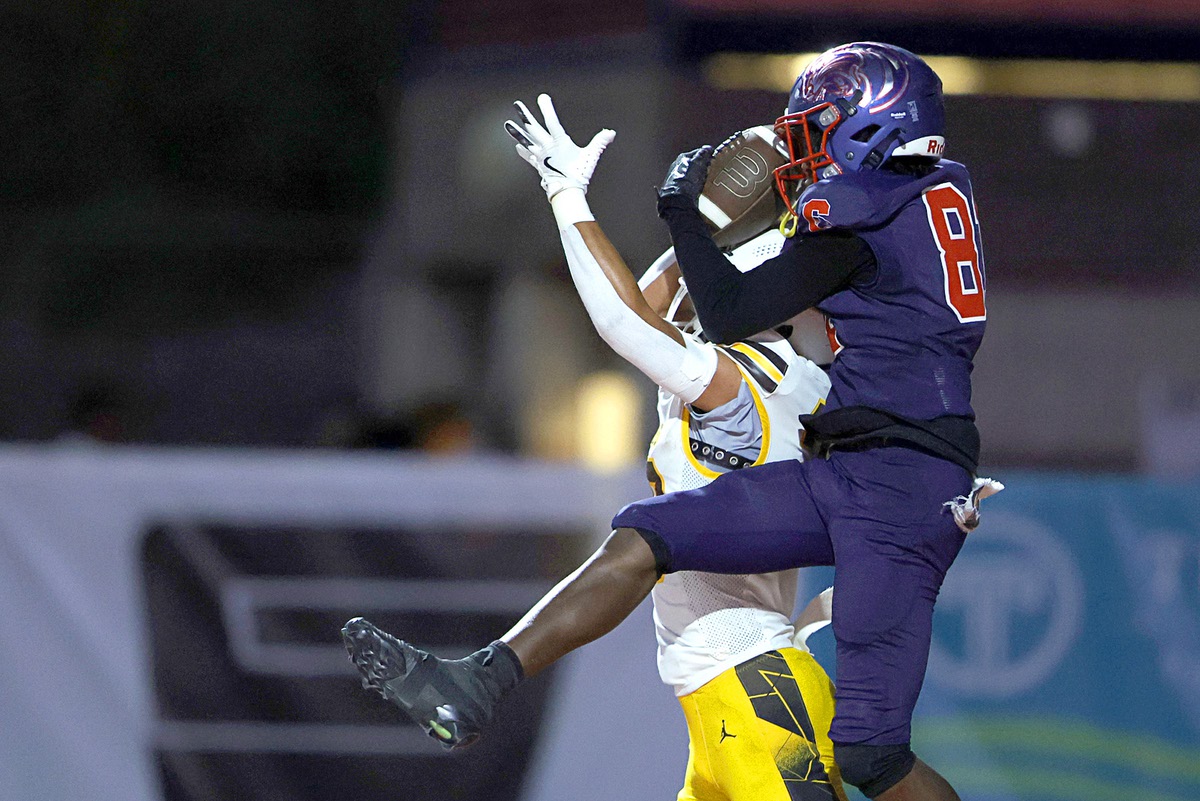 Friday night roundup: High school football scores in Las Vegas - Las ...