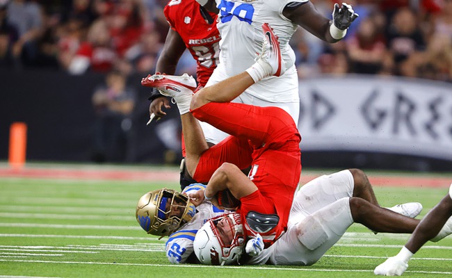 Photograph : UNLV Defeats UCLA 30-23 - Las Vegas Sun News