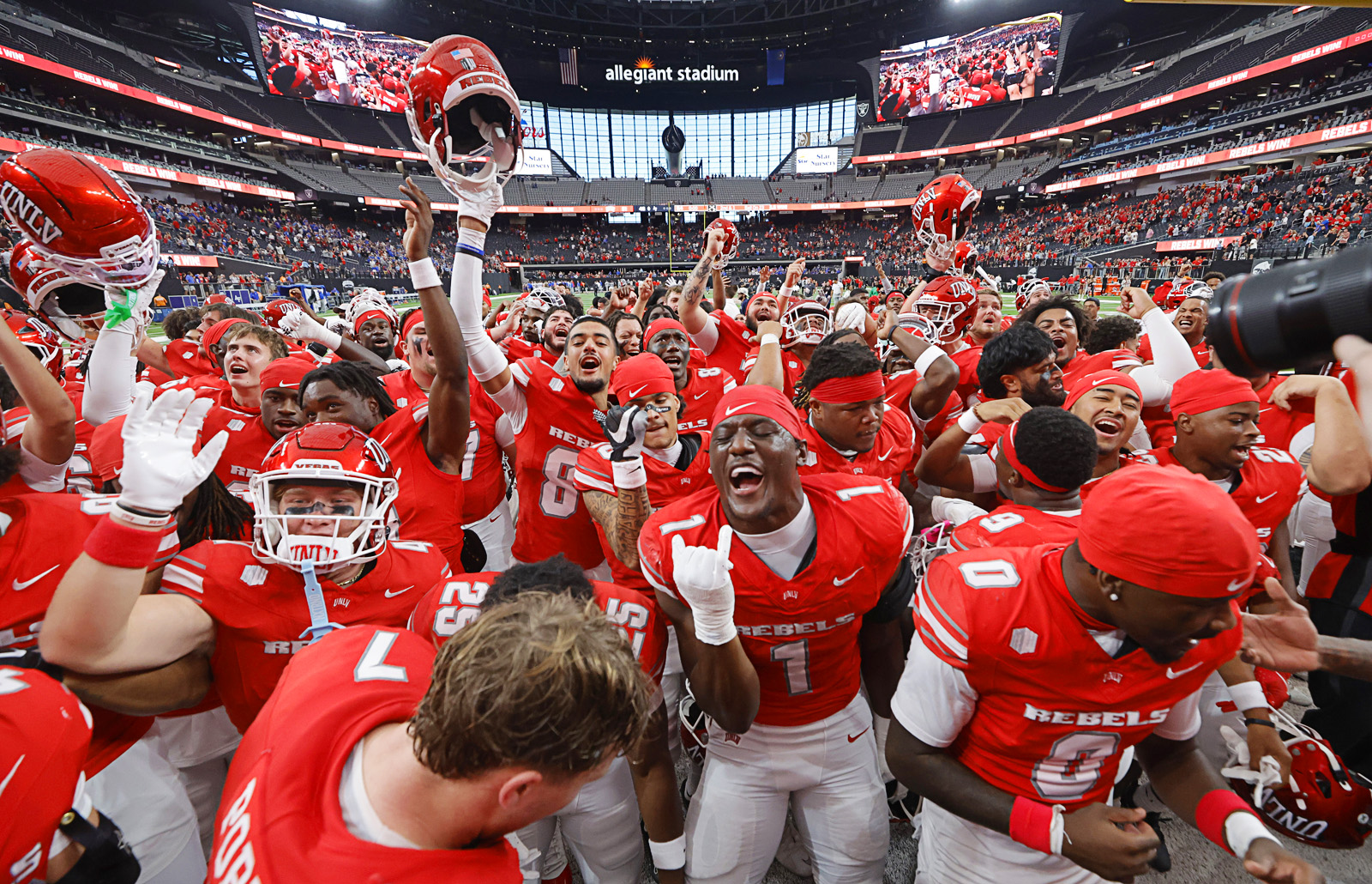 UNLV Defeats Air Force 51-48 - Las Vegas Sun News