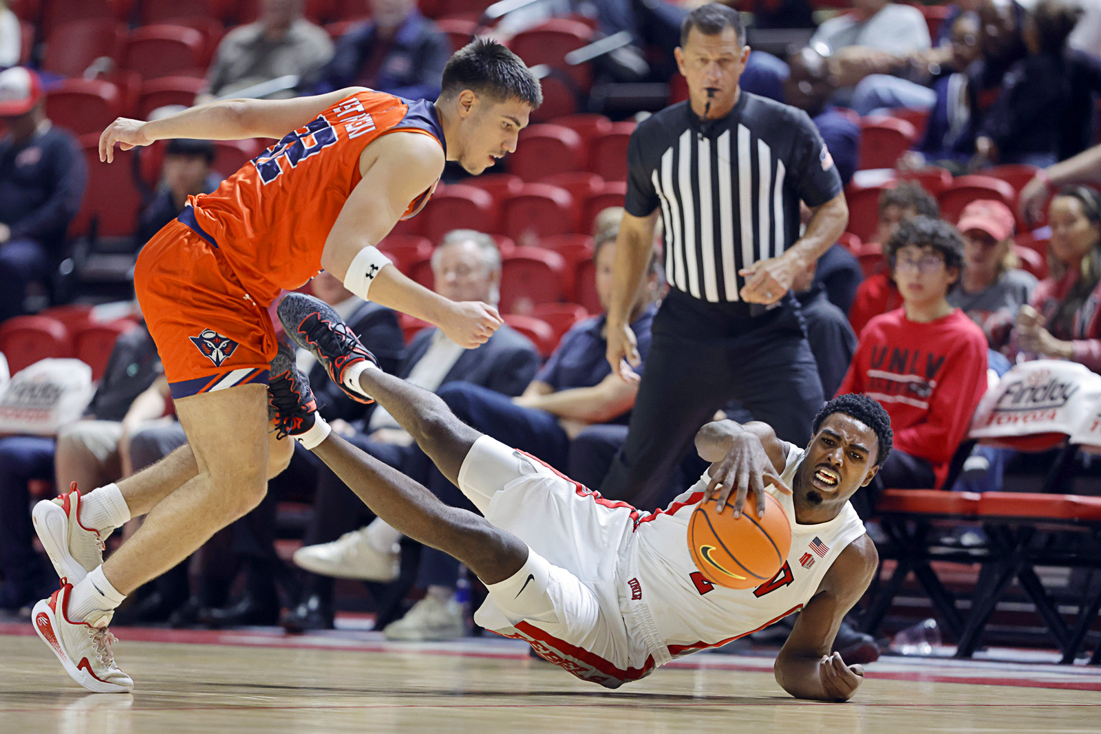 UNLV Basketball Defeated by UT Martin in Opener - Las Vegas Sun News
