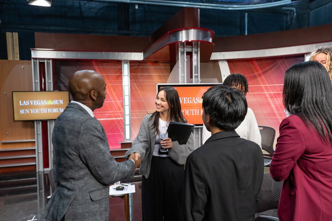 Photograph : 2025 Sun Youth Forum UNLV Studio Taping - Las Vegas Sun News