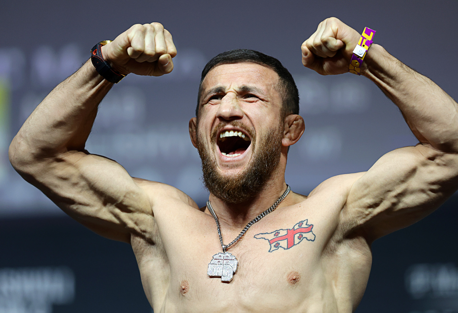 UFC 323 Weigh-in - Las Vegas Sun News