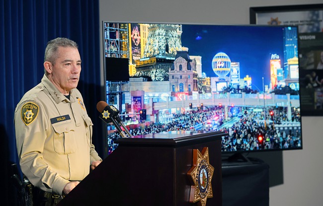 Welcome to 2026: Revelers brave hours of rain for Strip fireworks - Las ...