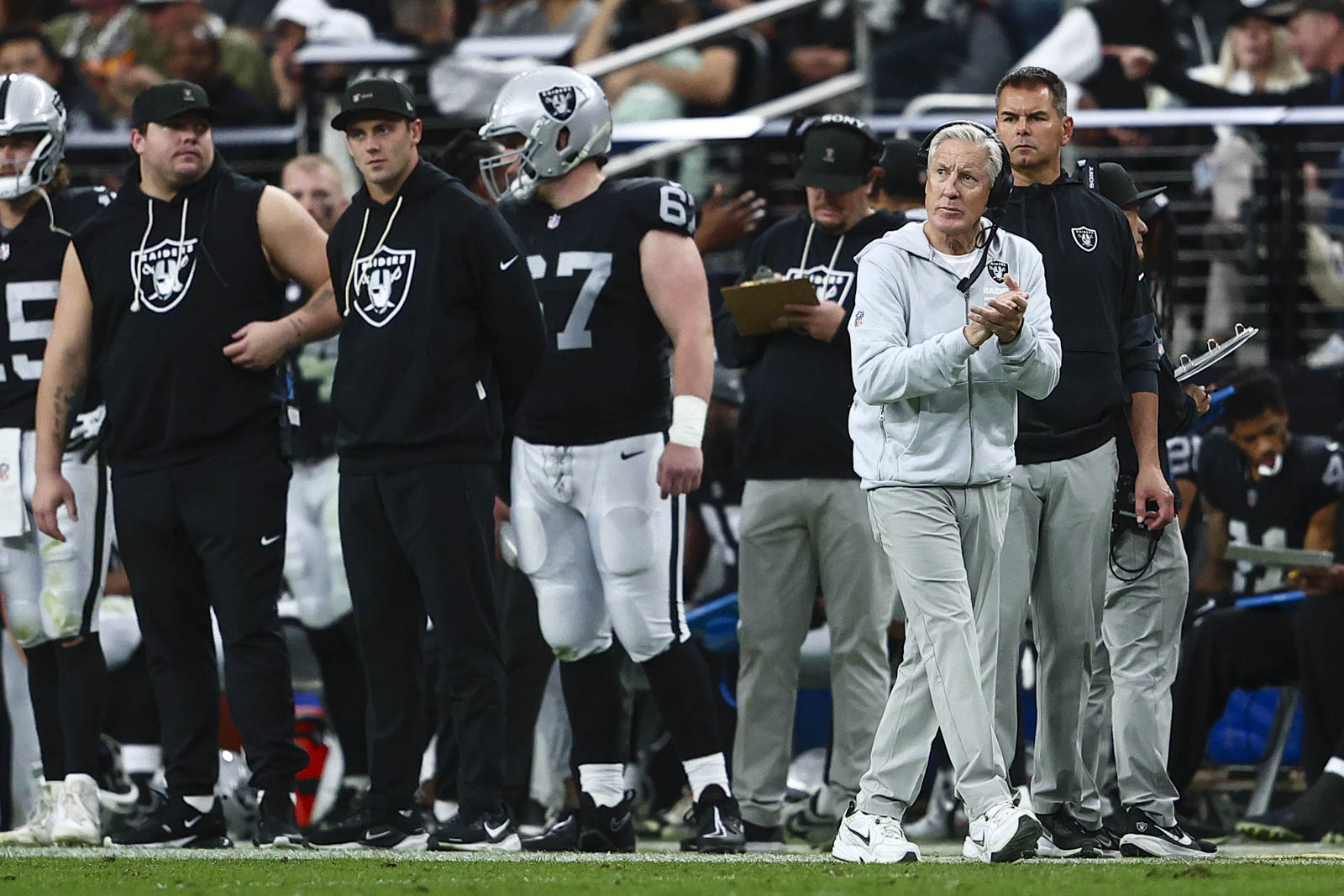How to get to the Las Vegas Raiders game at Allegiant Stadium - Las ...