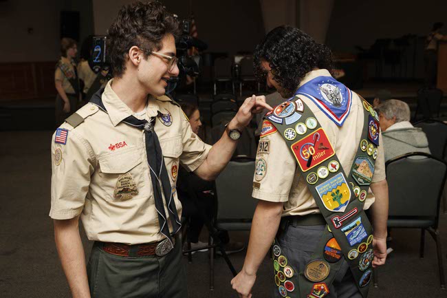 Photograph : Eagle Scout Earns All 141 Merit Badges - Las Vegas Sun News