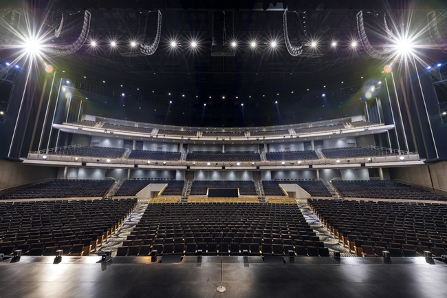 Photograph : Resorts World Theatre - Las Vegas Sun News