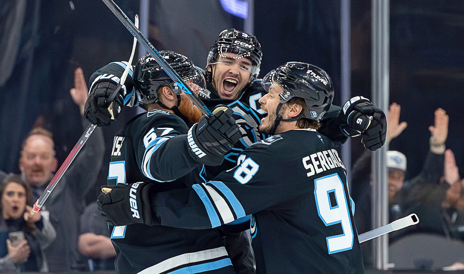 Mammoth Defeat Golden Knights in Game 3 - Las Vegas Sun News