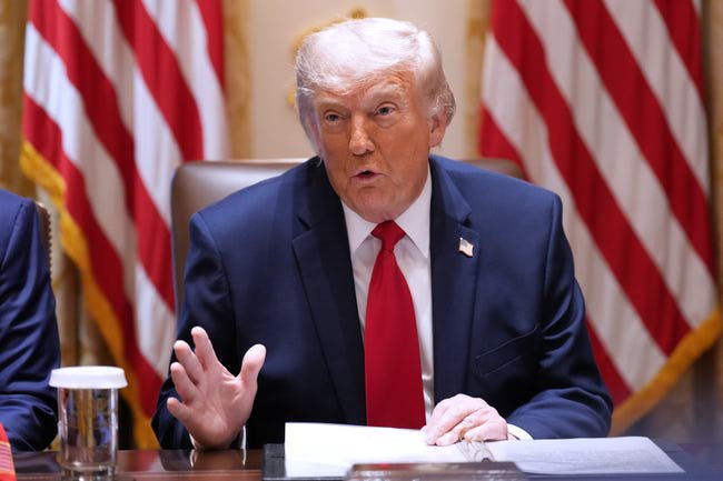 Trump’s latest immigration move clouds the path to green cards - Las ...
